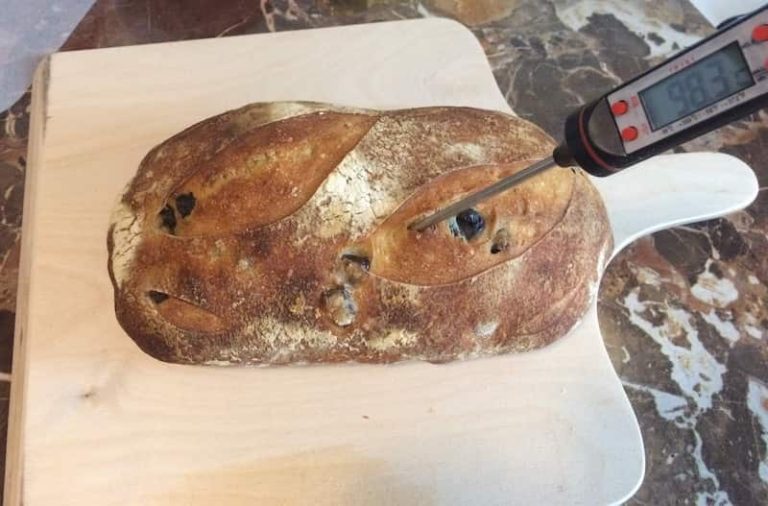🥖 Best Thermometer For Bread Baking (A Kitchen Must Have In 2022)