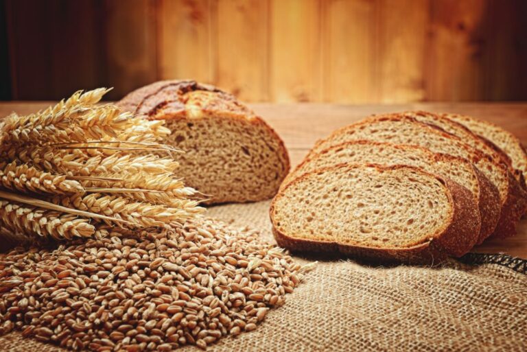 🥖 What Source Of Nutrients Do Breads Contain?
